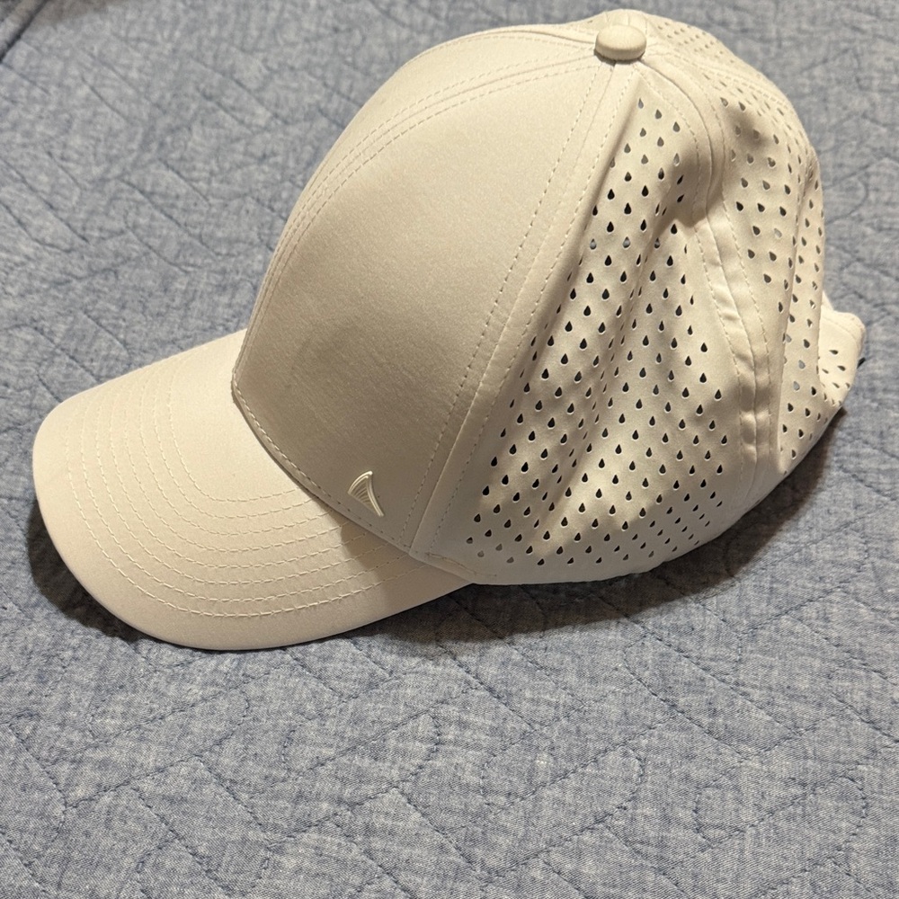 6 curved Salt mafia White Perforated Men's Cap - Gem